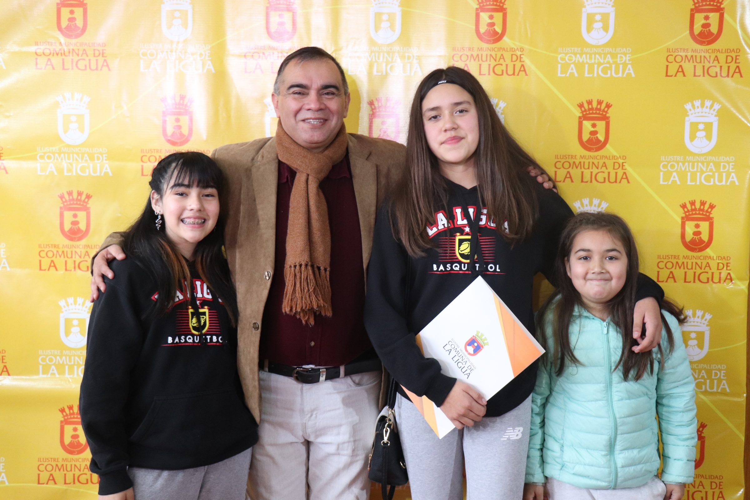 30 jóvenes de la Comuna recibieron la Beca Deportiva Municipal de La ...